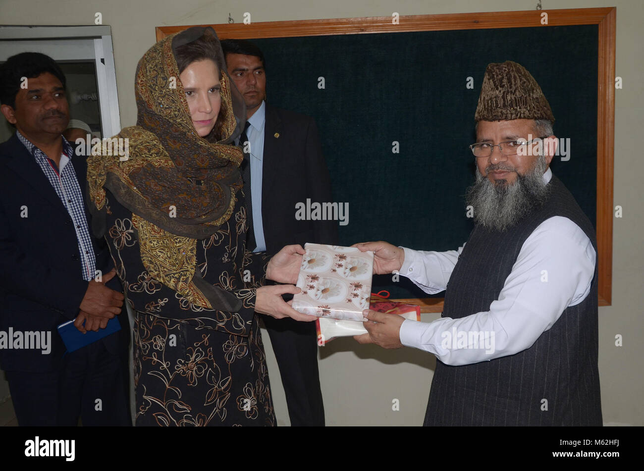 U.S Consul General Elizabeth Trudeau being briefed by Jamia Naeemia ...