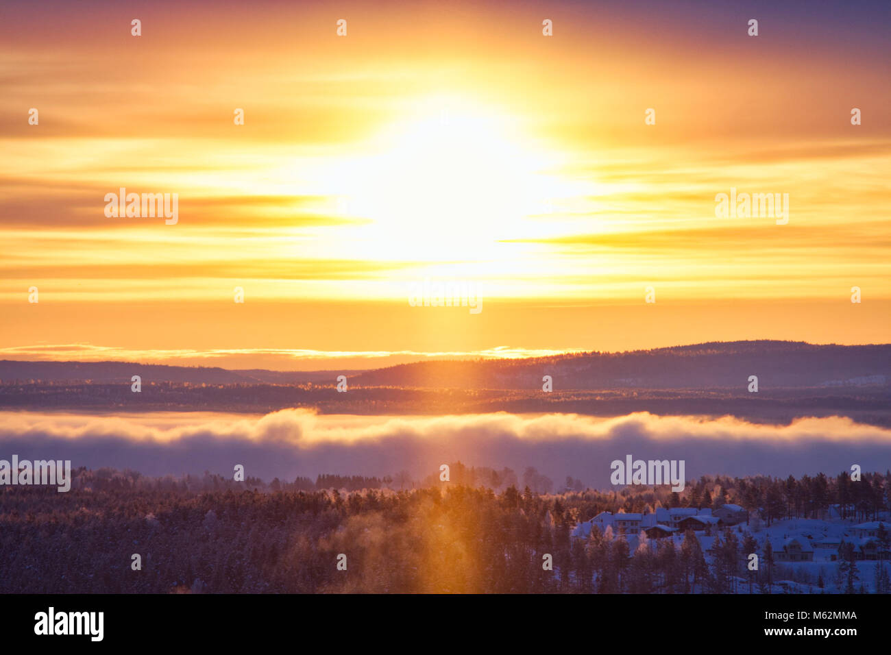 Sun captures hi-res stock photography and images - Alamy
