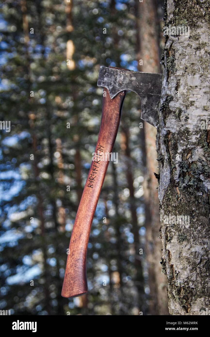 Viking battle axe hi-res stock photography and images - Alamy