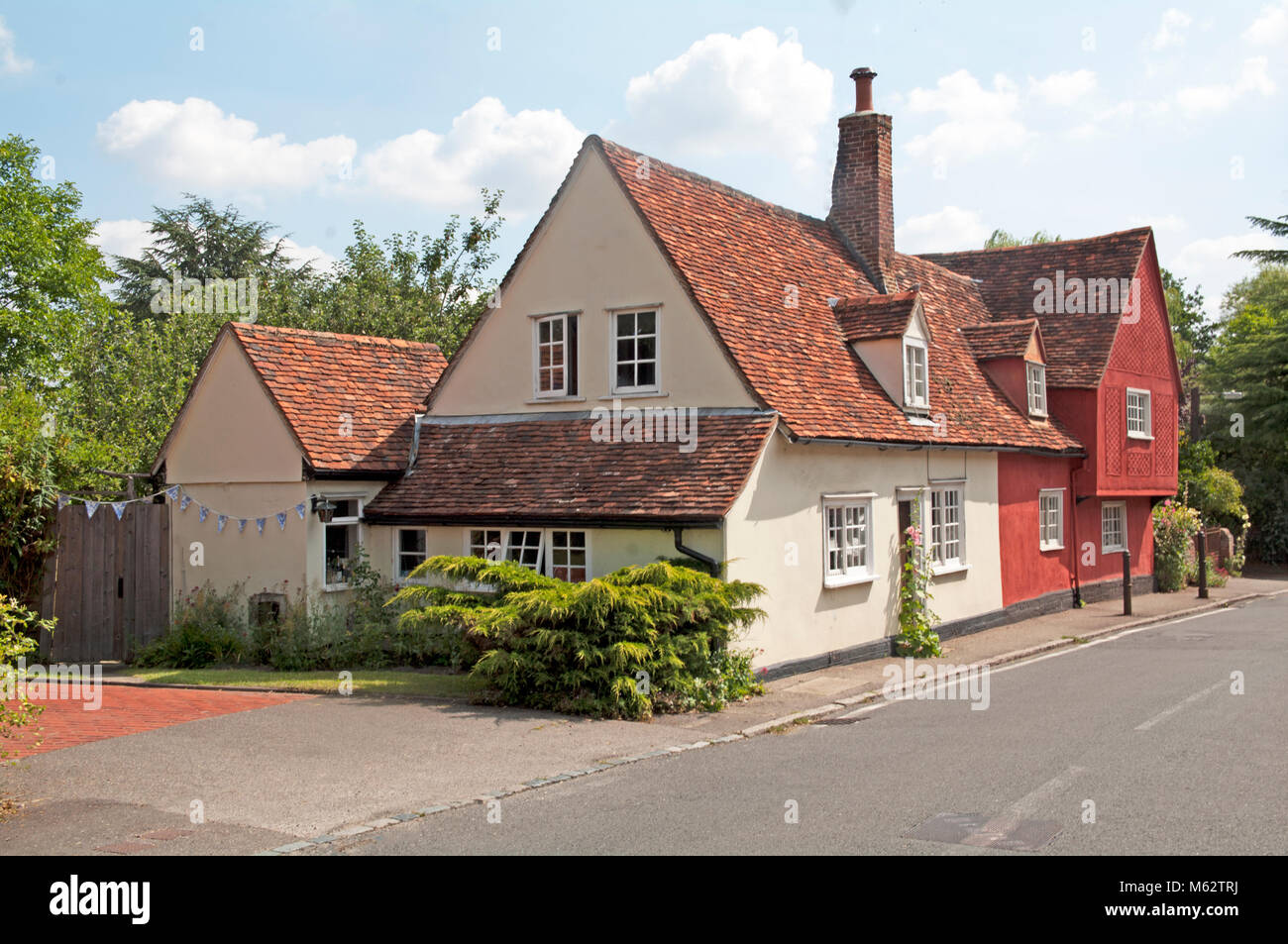Littlebury, Cottage, Essex, England Stock Photo - Alamy