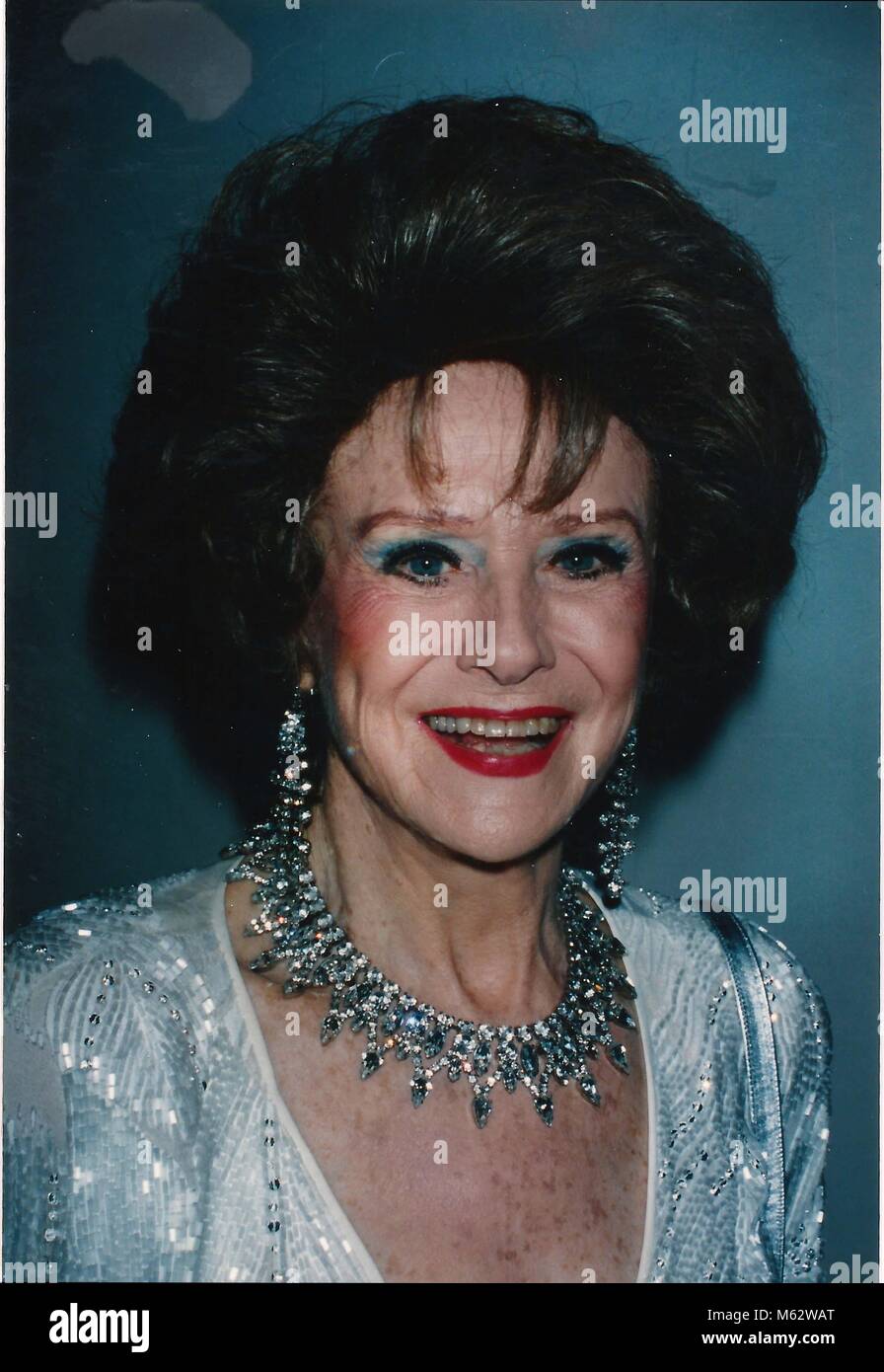 1993 FILE PHOTO Ruth Warwick 1993 Photo By John Barrett-PHOTOlink Stock ...
