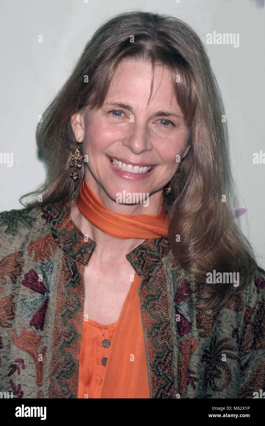 Actress lindsay wagner hi-res stock photography and images - Alamy