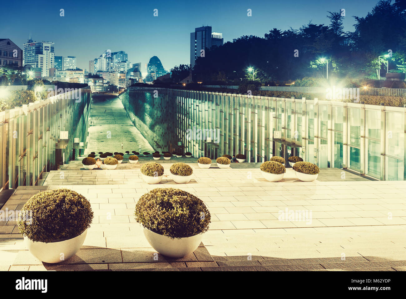 Ewha library hi-res stock photography and images - Alamy