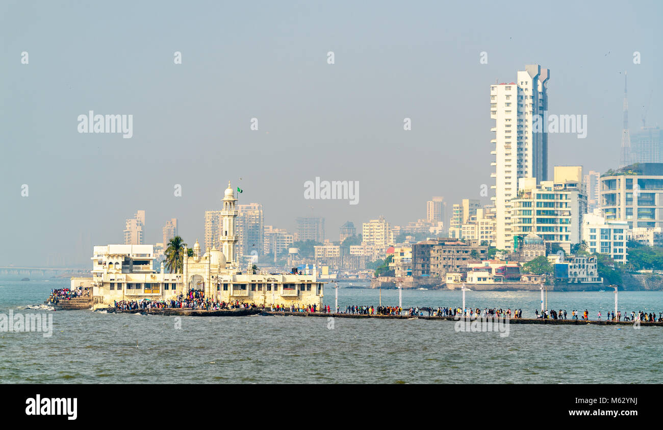 The Haji Ali Dargah, a famous tomb and a mosque in Mumbai, India Stock ...