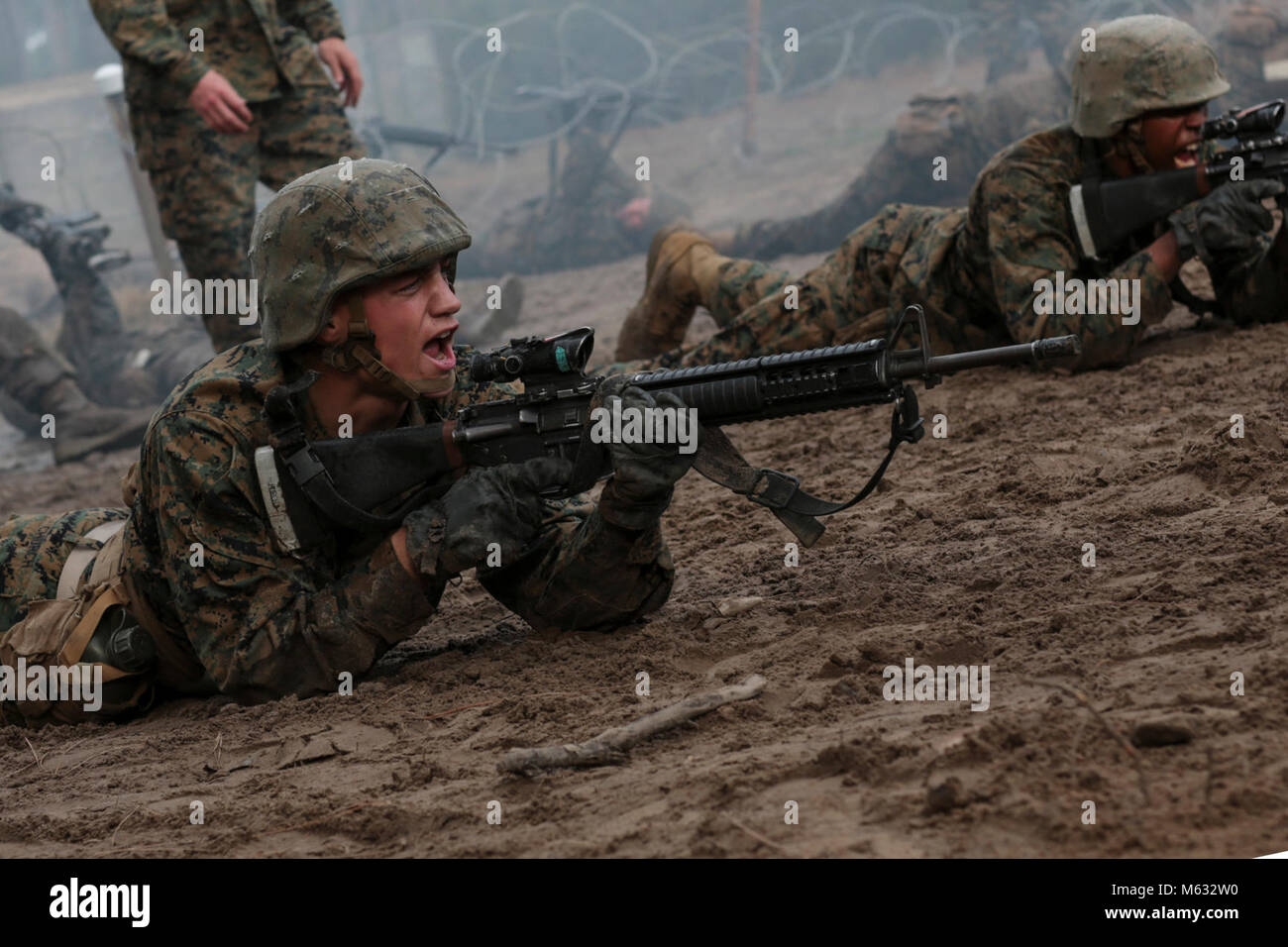U s marine corps recruit platoon hi-res stock photography and images ...