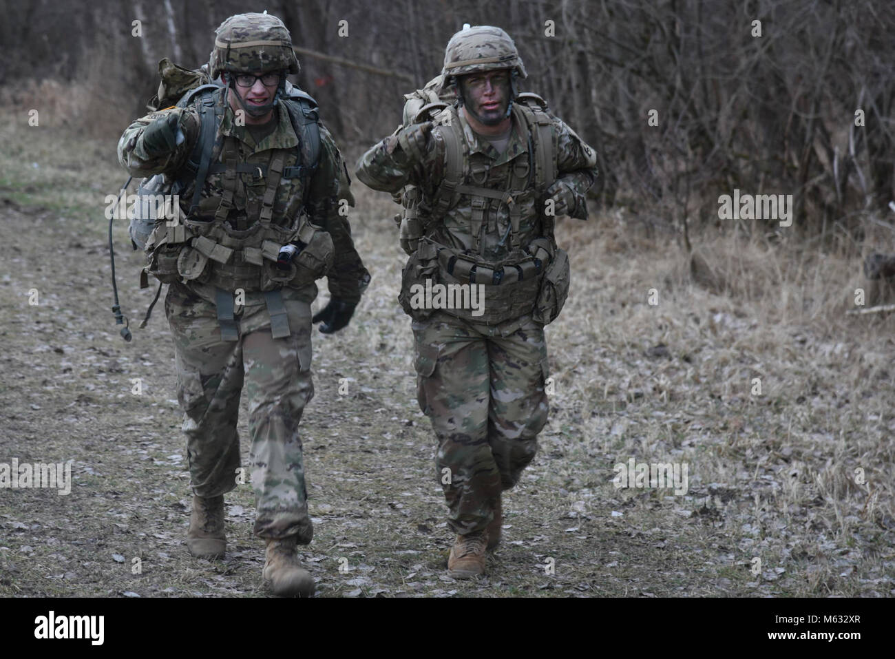 U.S. Soldiers with the 4th Battalion, 319th Airborne Field Artillery ...