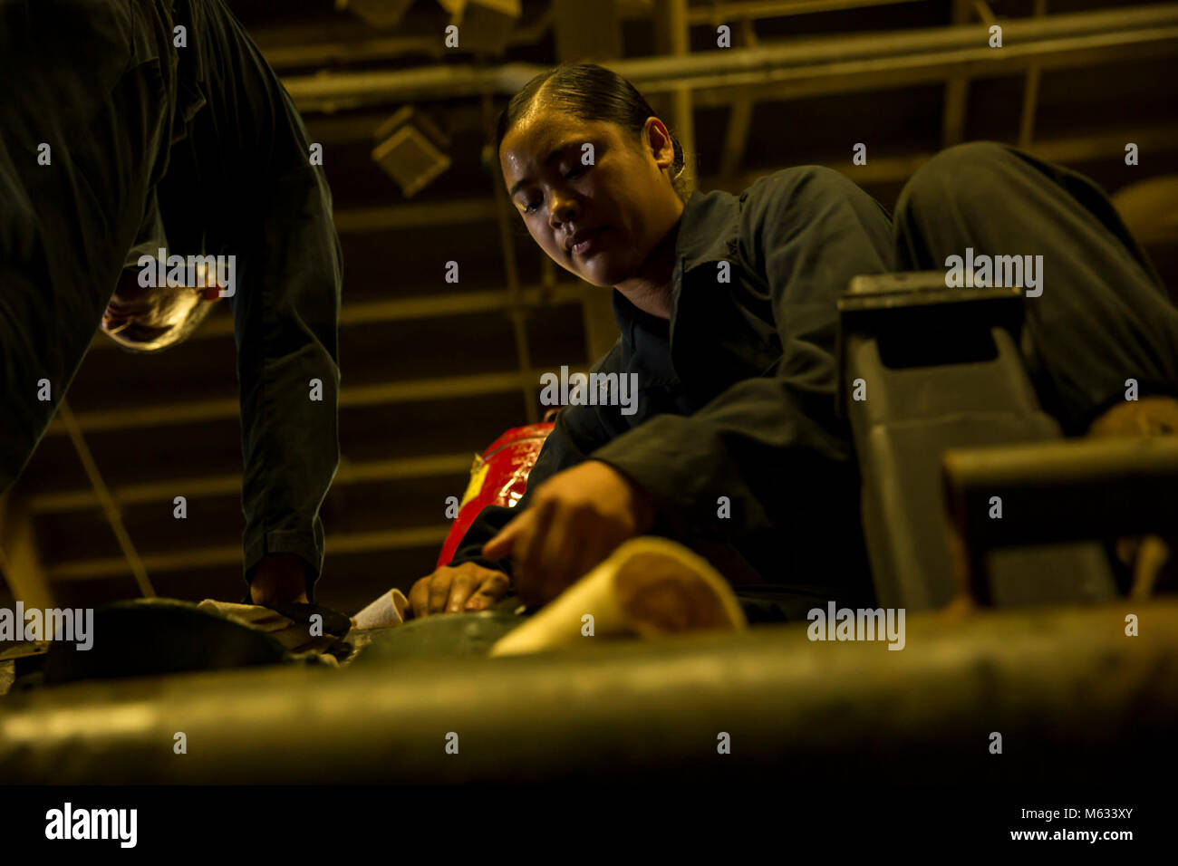 Amphibious assault ship uss bonhomme richard lhd 9 hi-res stock ...