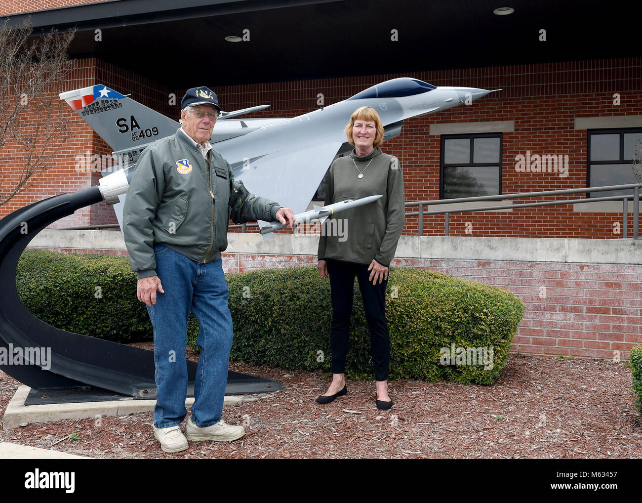 Howard Havlichek, a WWII-era veteran, and his friend Debbie Shannon ...