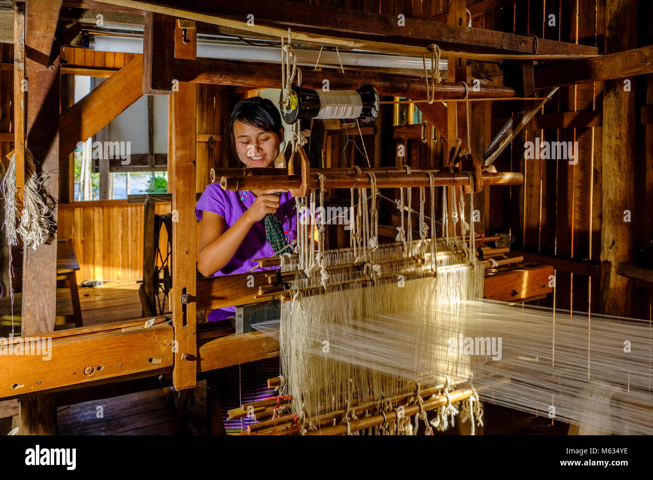 Handloom hi-res stock photography and images - Alamy