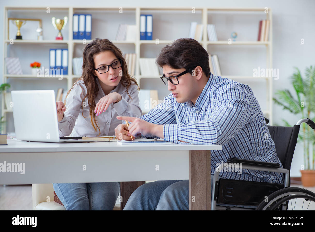 Physical disability student teacher hi-res stock photography and images ...