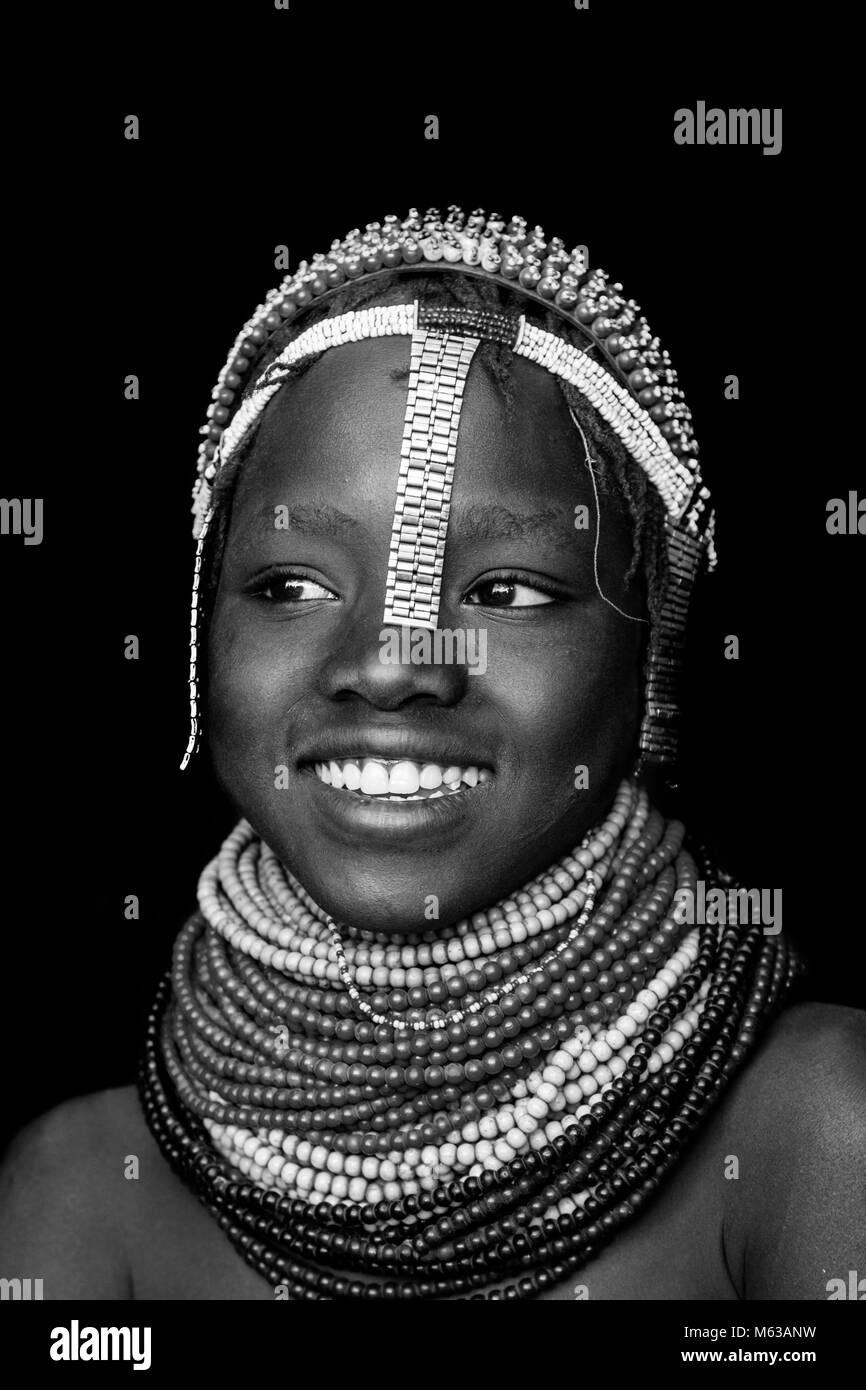 Nyangatom Girl High Resolution Stock Photography and Images - Alamy