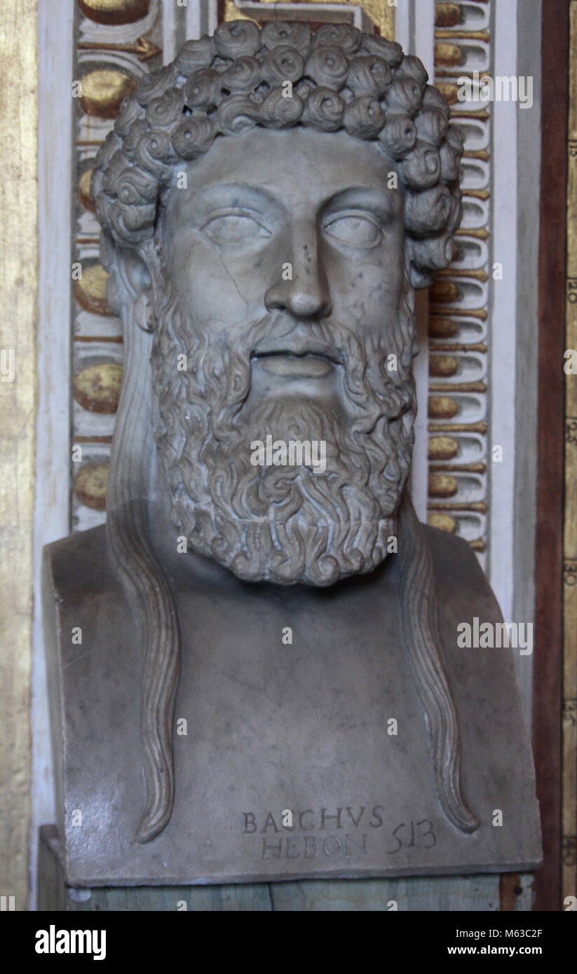 Sculpture in museum no head hi-res stock photography and images - Alamy
