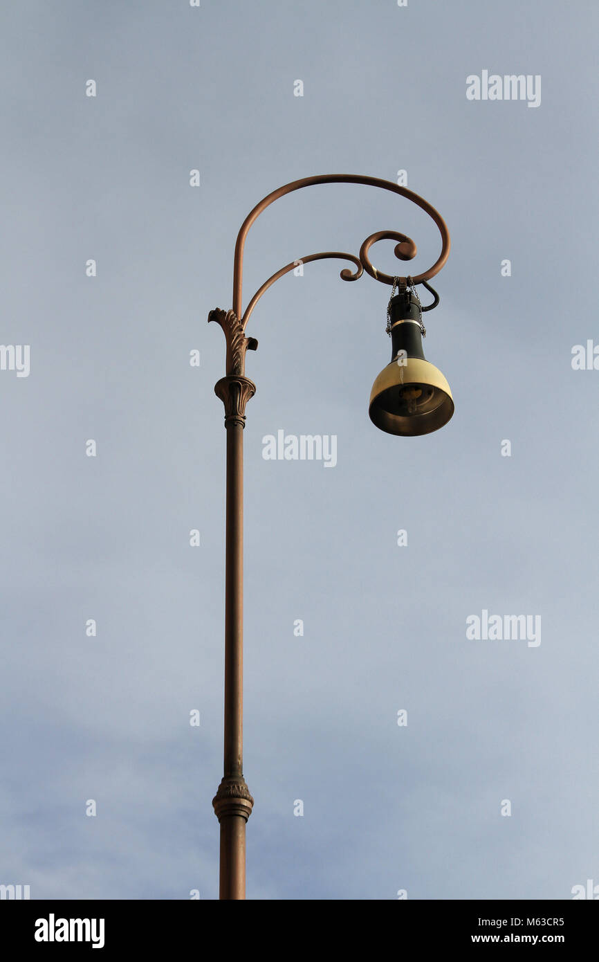 Street light poles hi-res stock photography and images - Alamy