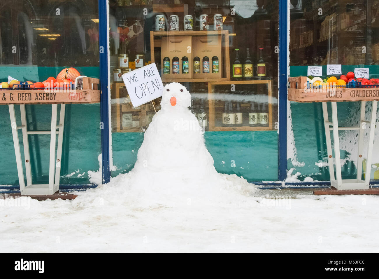 Cold open hi-res stock photography and images - Alamy