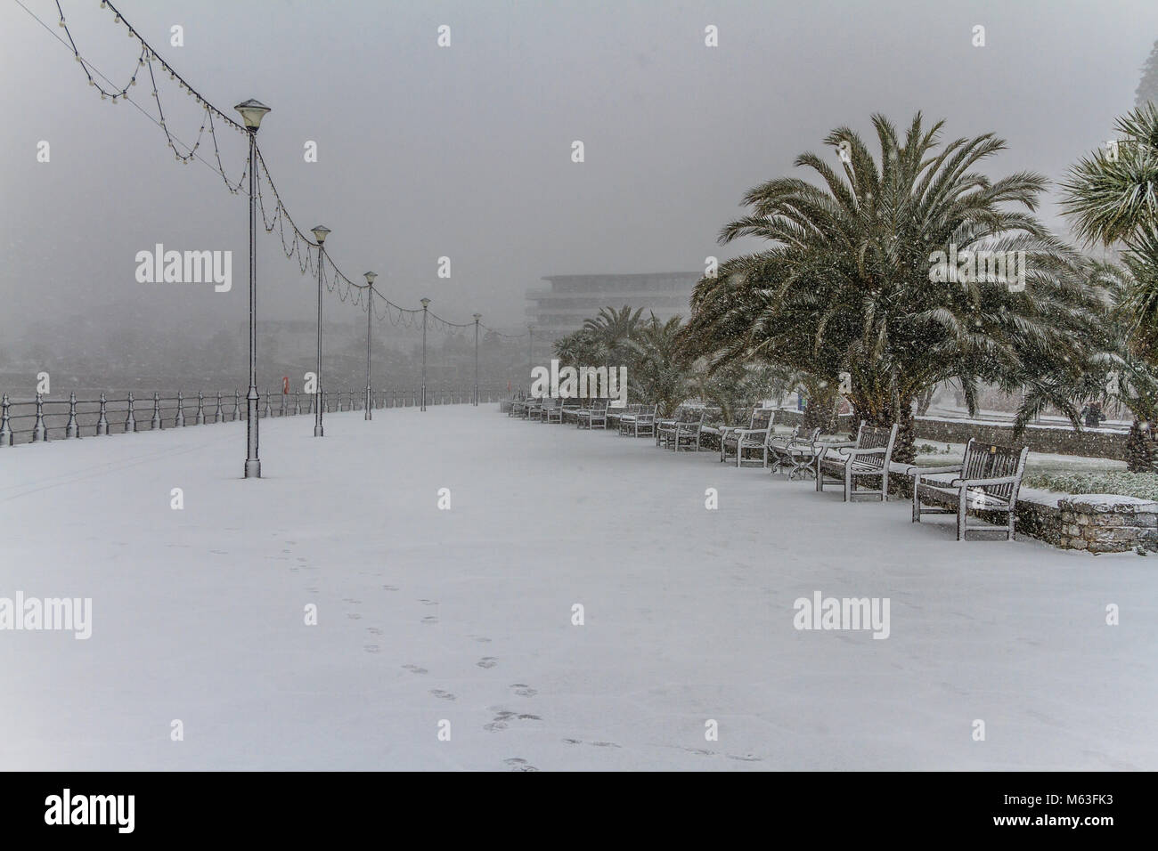 Torquay promenade winter hi-res stock photography and images - Alamy