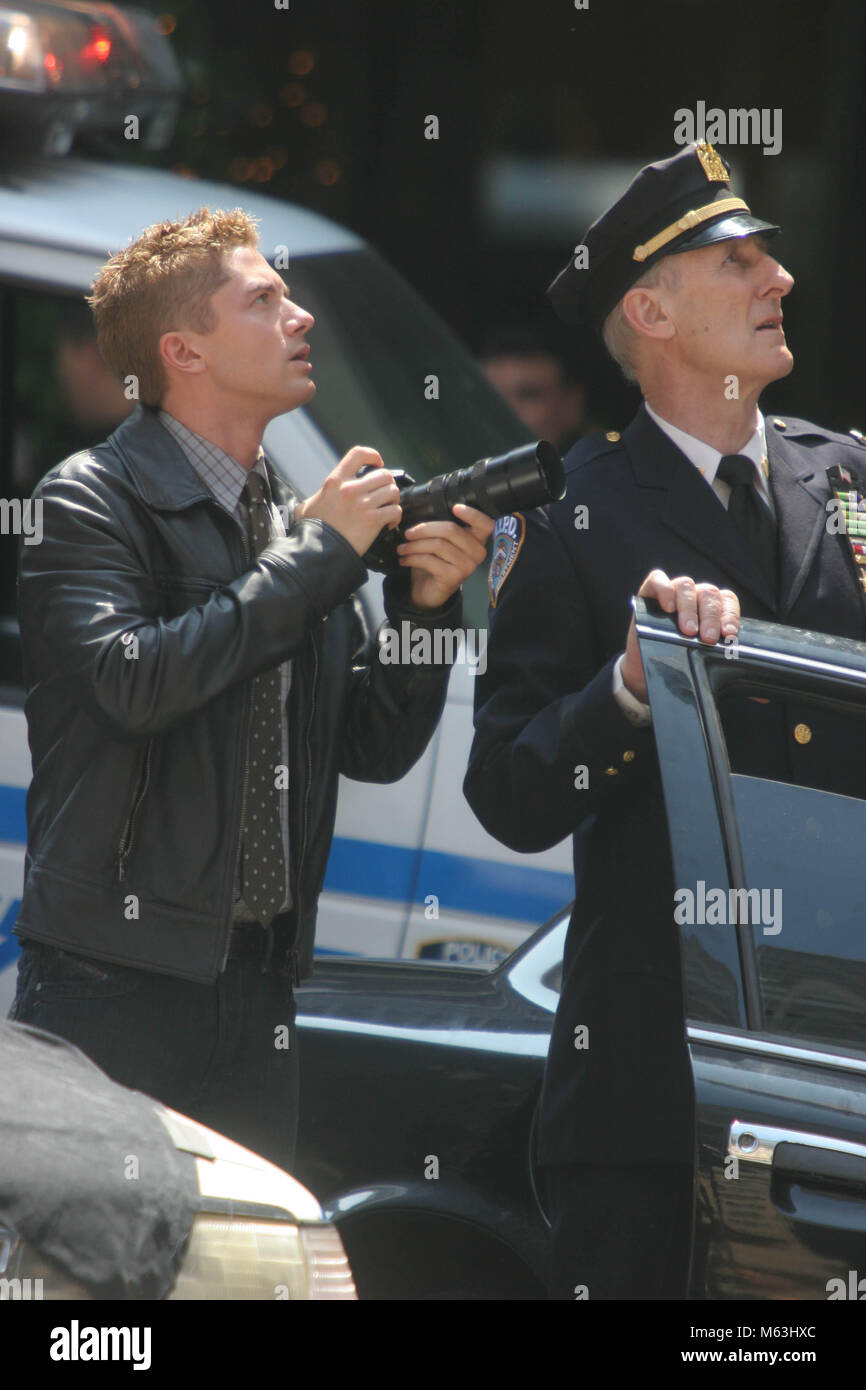 TOPHER GRACE6135.JPG CelebrityArchaeology.com 2006 FILE PHOTO TOPHER ...