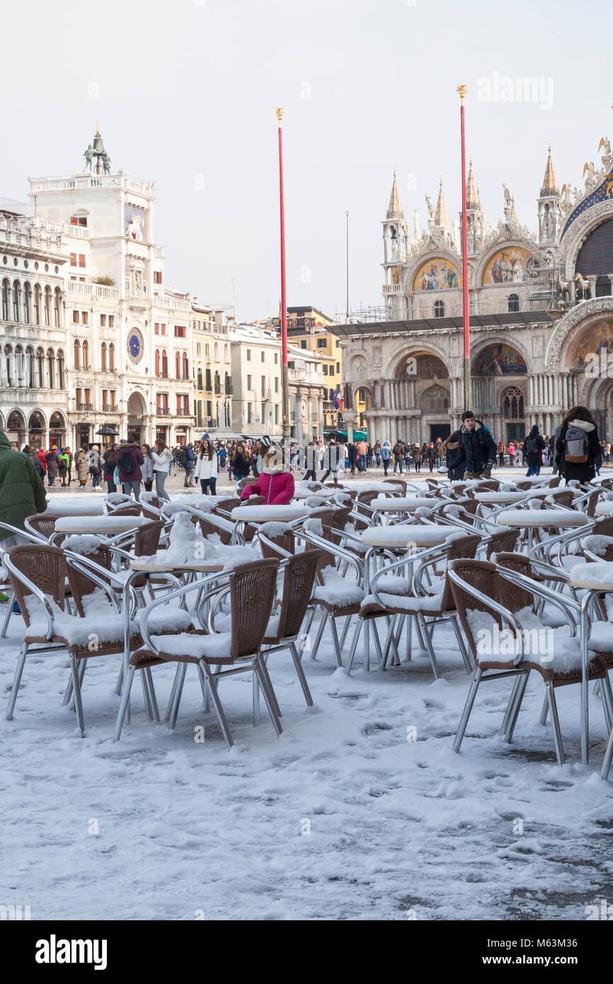 Venice, Veneto, Italy, 28th Fenbruary 2018. Rare snow in Venice caused ...