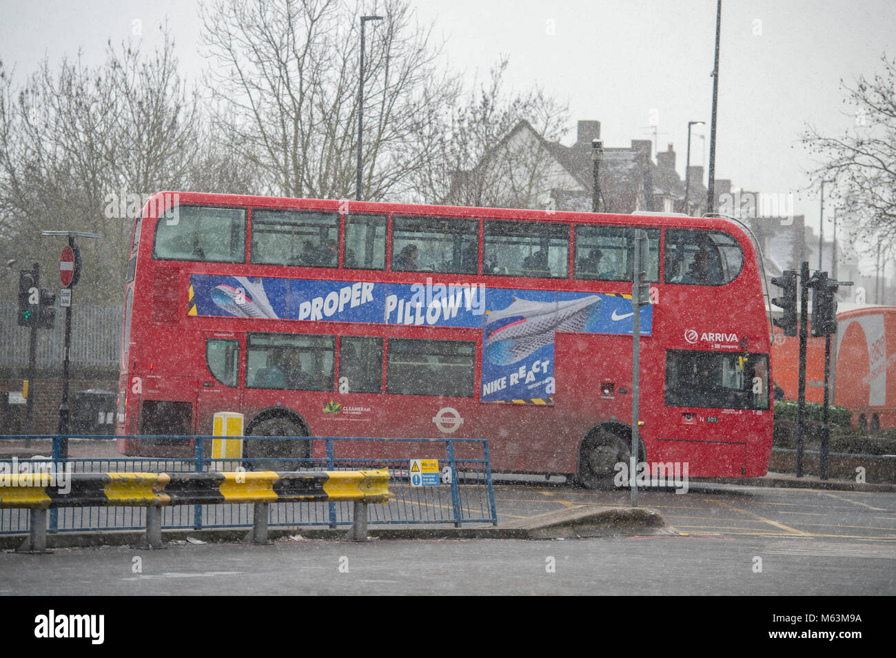 Morden underground station hi-res stock photography and images - Alamy