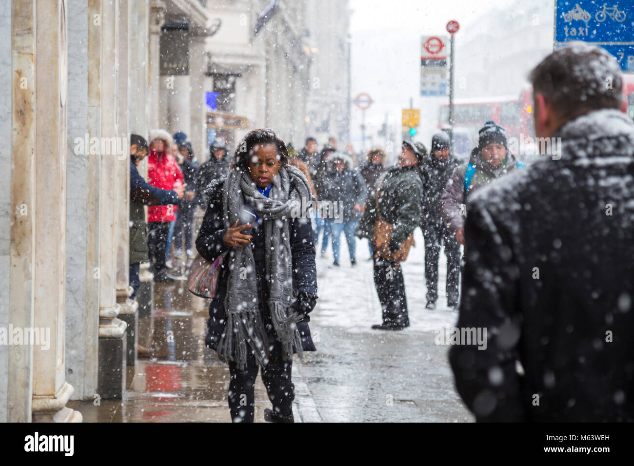 London, UK. 28th Feb, 2018. UK Weather: Heavy snow caused severe early ...