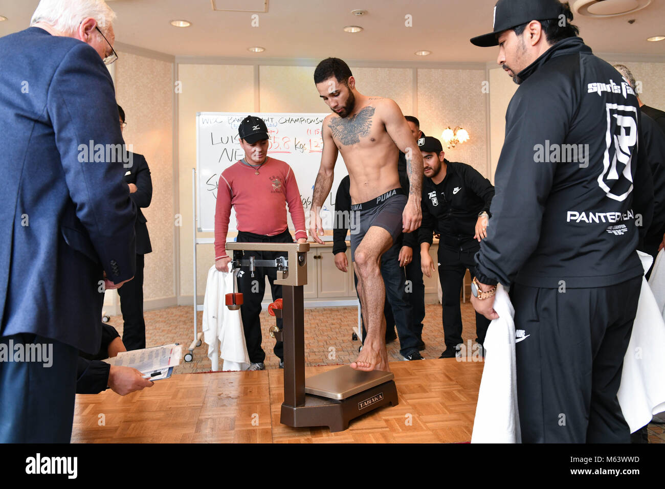 Tokyo, Japan. 28th Feb, 2018. Luis Nery (MEX) Boxing : Luis Nery of ...
