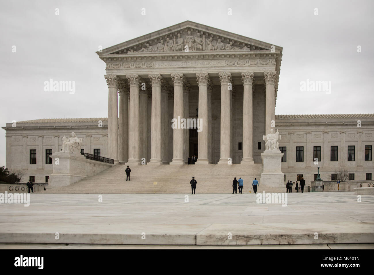 The entrance to the Supreme Court Building is kept clear as ...