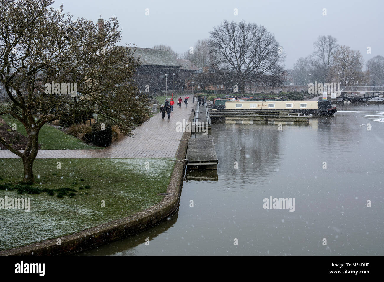 Bancroft Canal Basin in a blizzard looking dismal, Stratford-upon-Avon ...