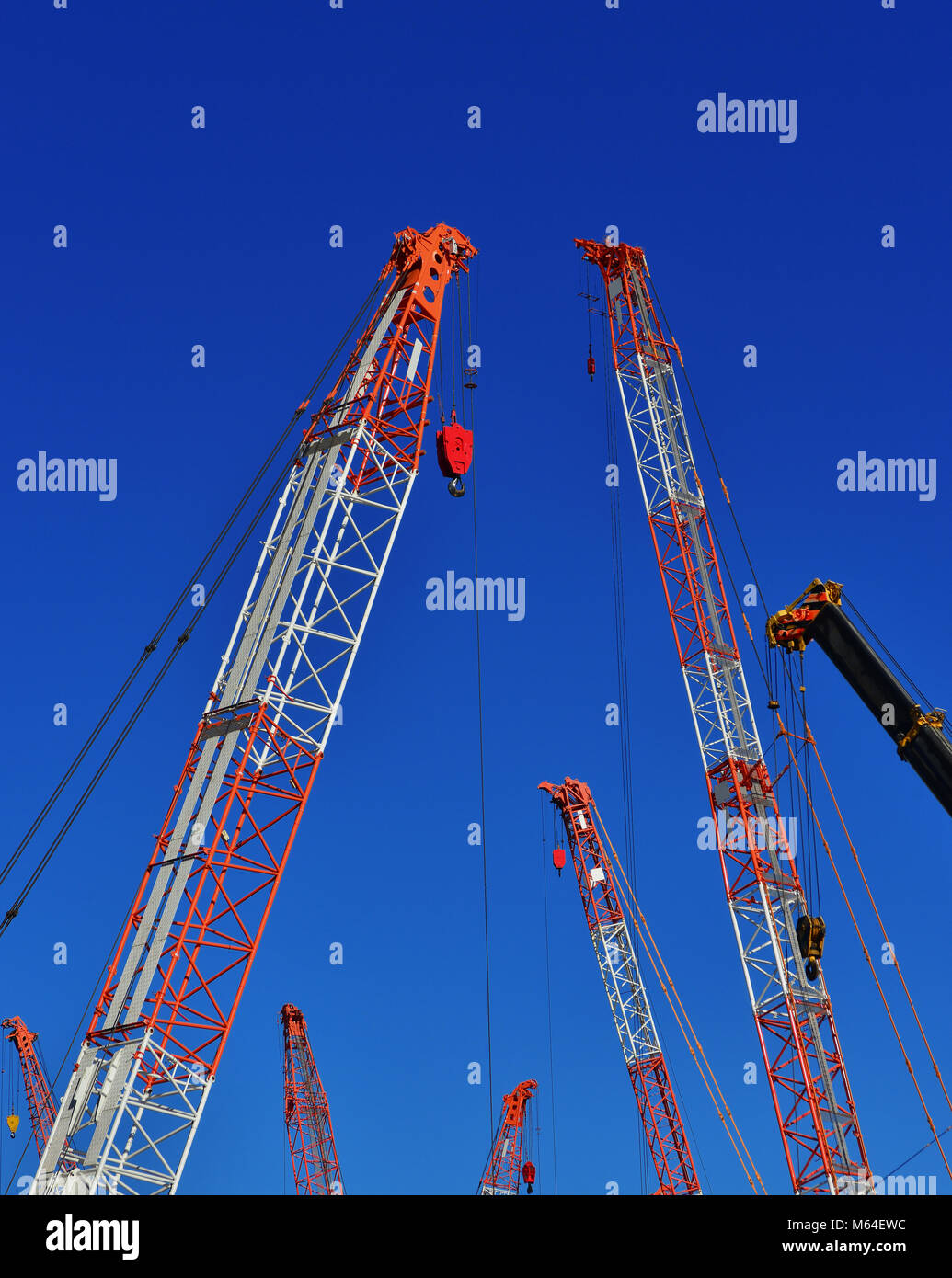 Machinery building construction site hi-res stock photography and ...