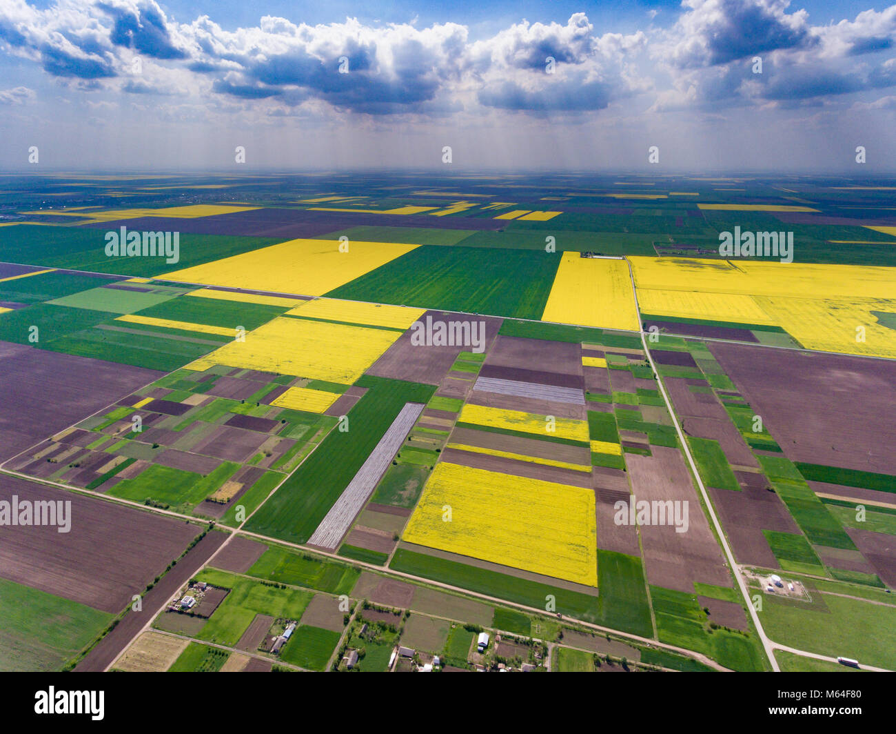 Crop fields from above hi-res stock photography and images - Alamy