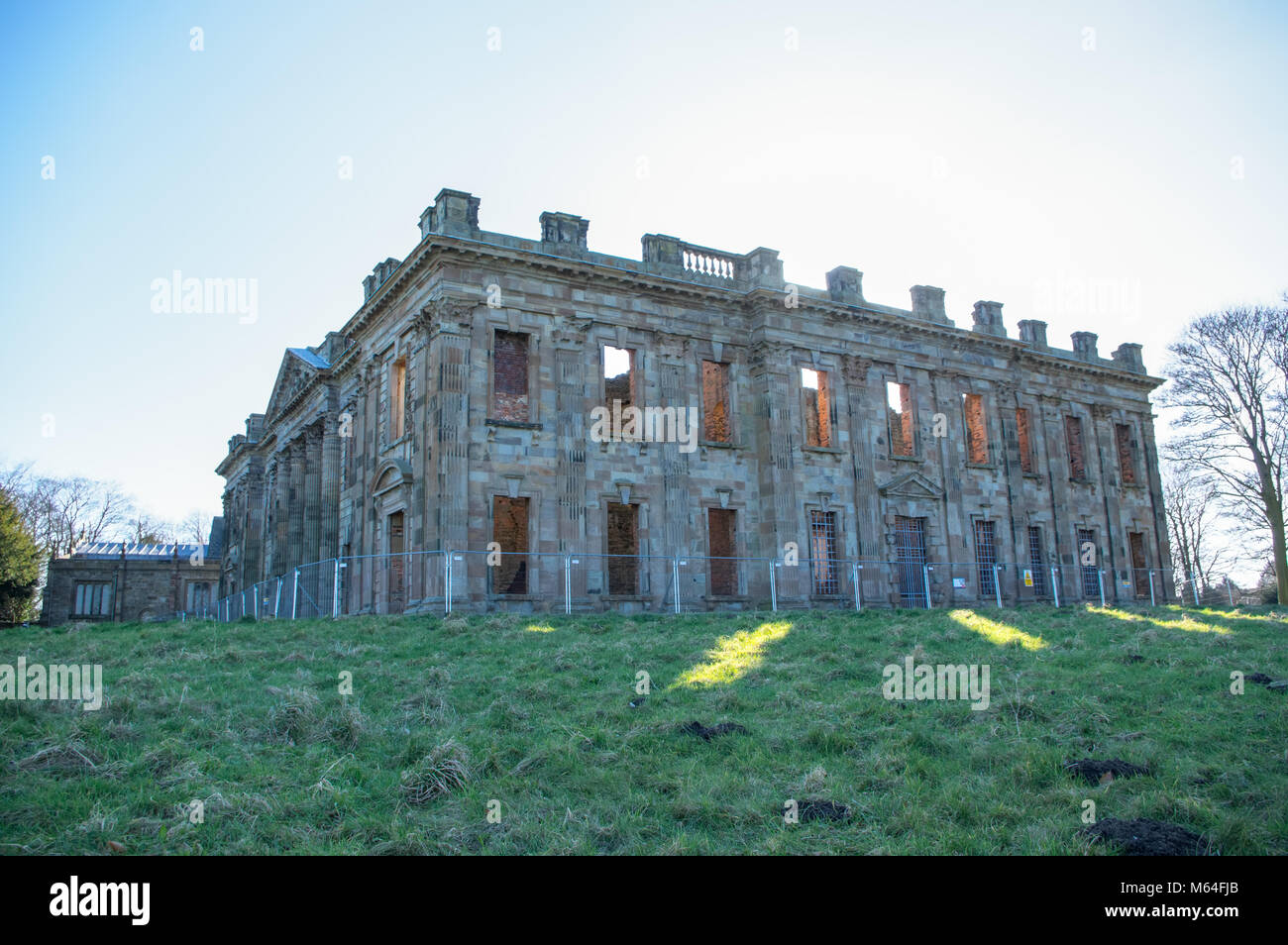 Sutton Scarsdale Hall, Georgian ruin in Chesterfield, Derbyshire ...