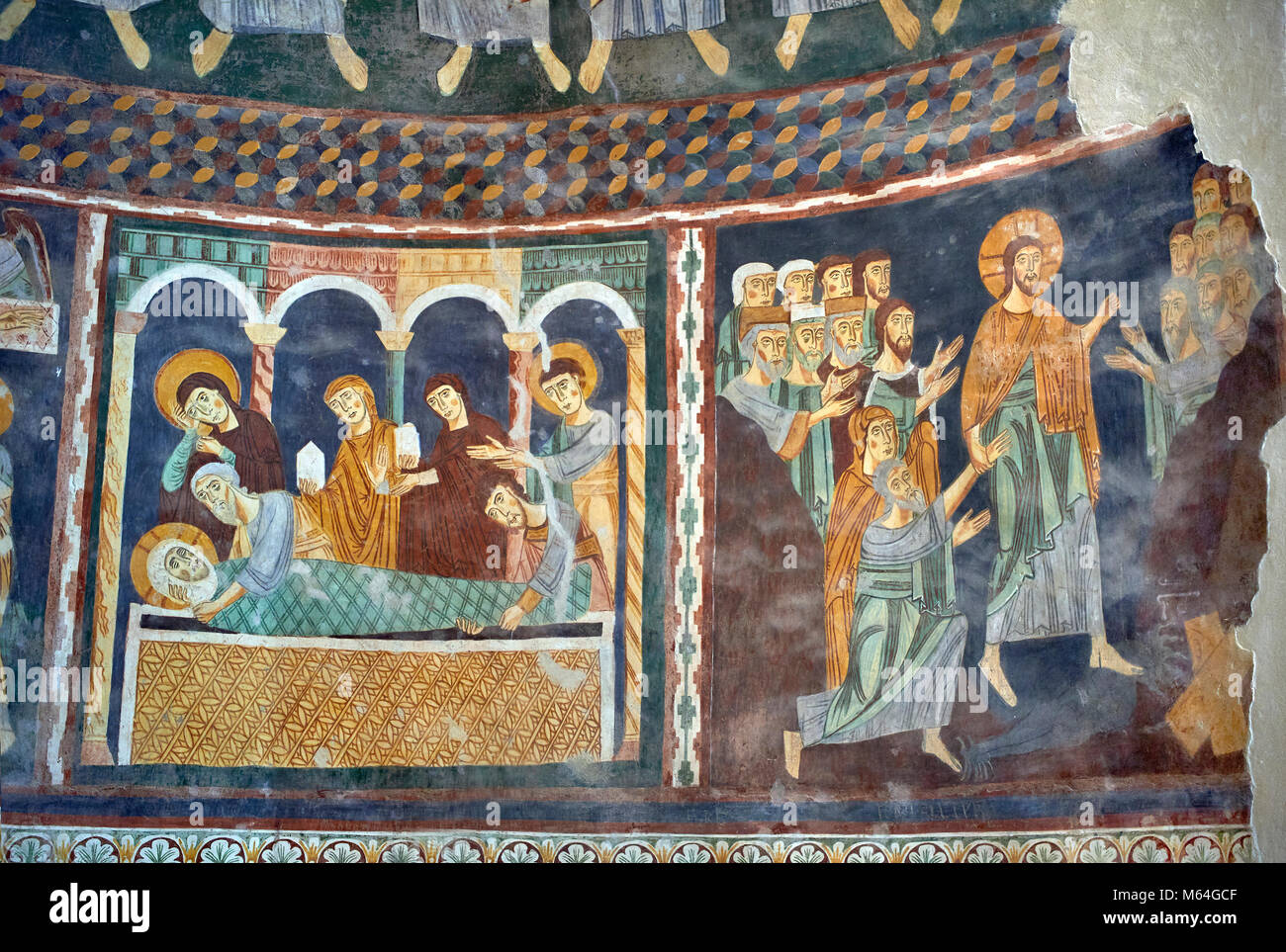 Romanesque wall art hi-res stock photography and images - Alamy