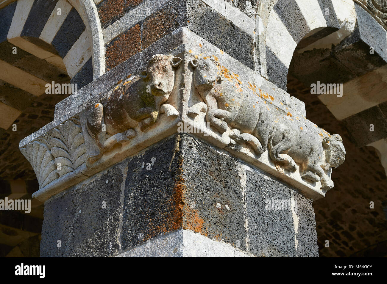 Picture and image of the Tuscan Romanesque Pisan style basilica of ...