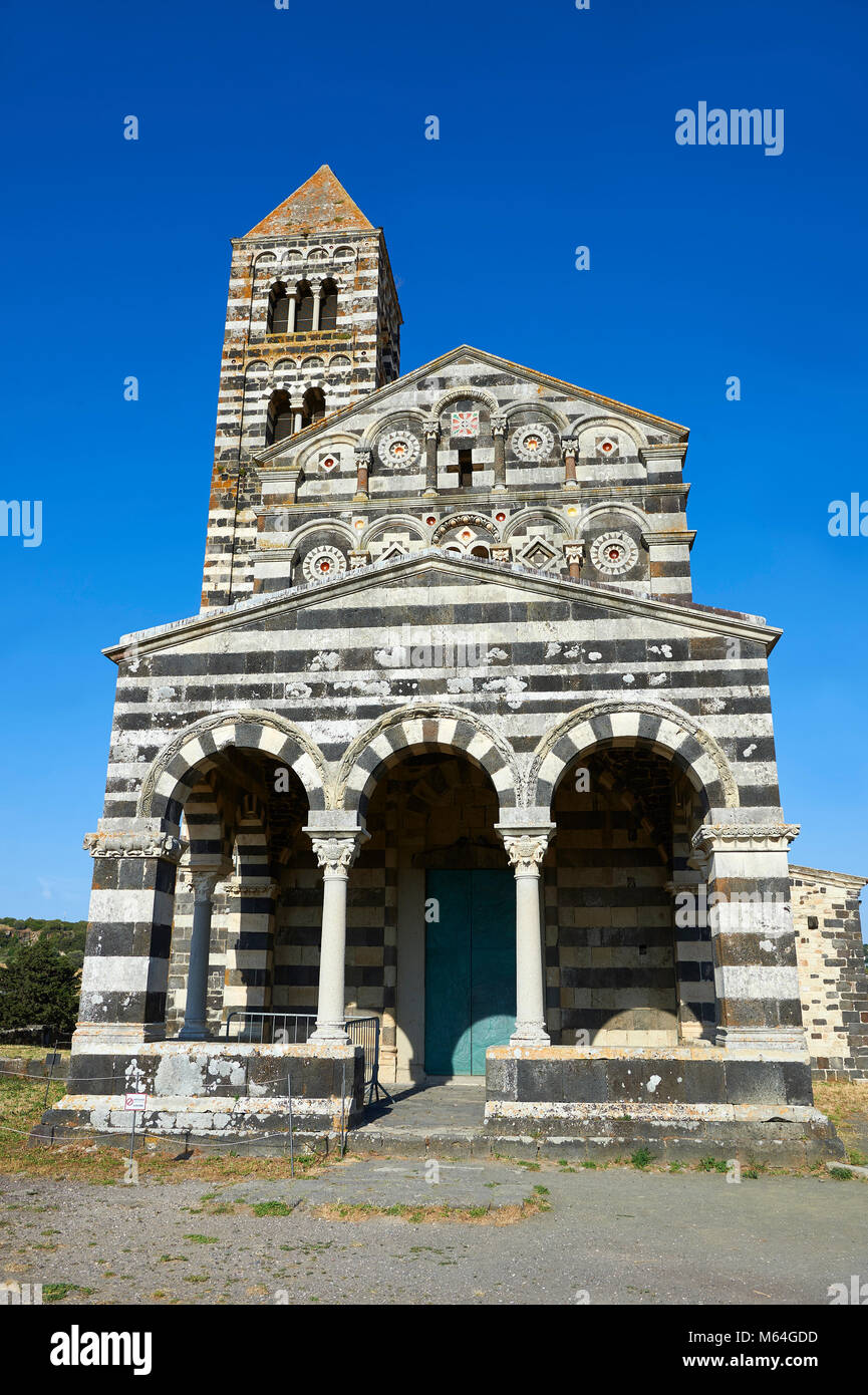 Sardinian romanesque architecture hi-res stock photography and images ...