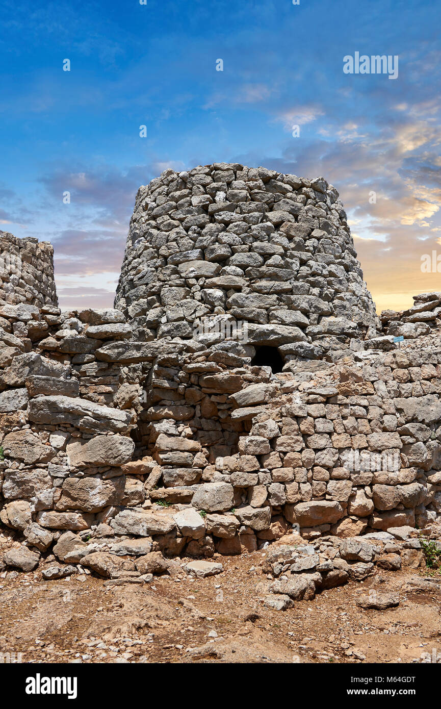 Picture and image of the prehistoric magalith ruins of the multi ...