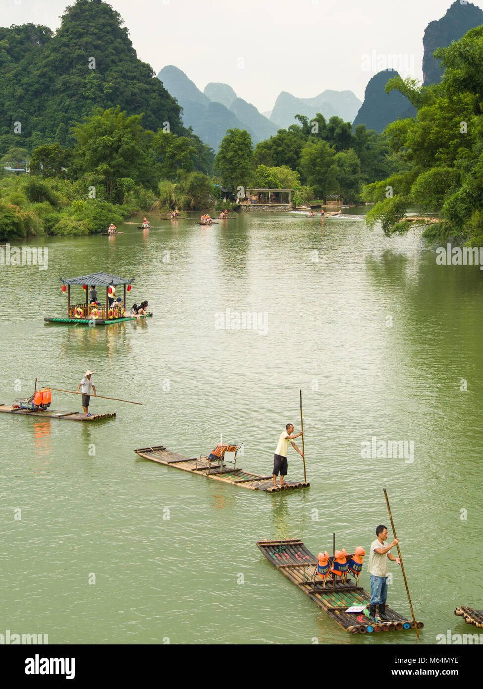Bamboo boats on Li river. Yangshuo Stock Photo - Alamy