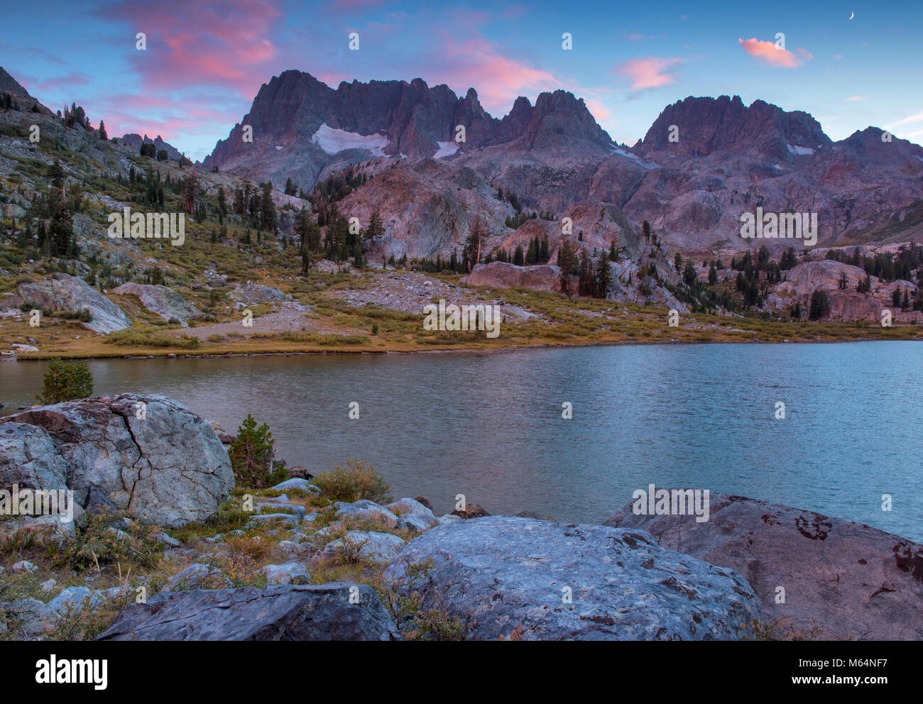 Ediza lake california hi-res stock photography and images - Alamy