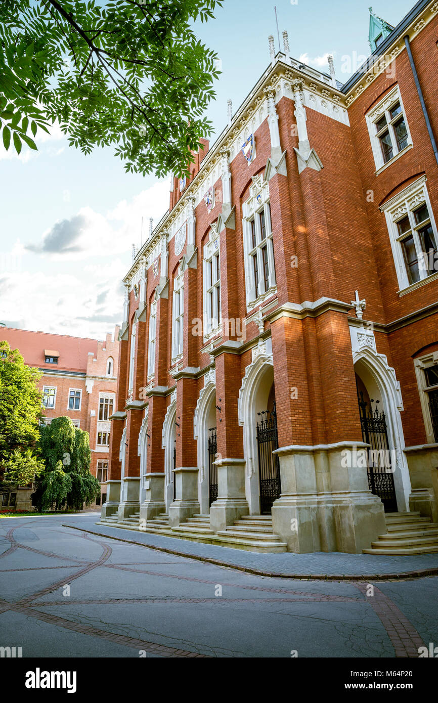 Collegium Novum - headquarters of Jagiellonian University in Krakow ...