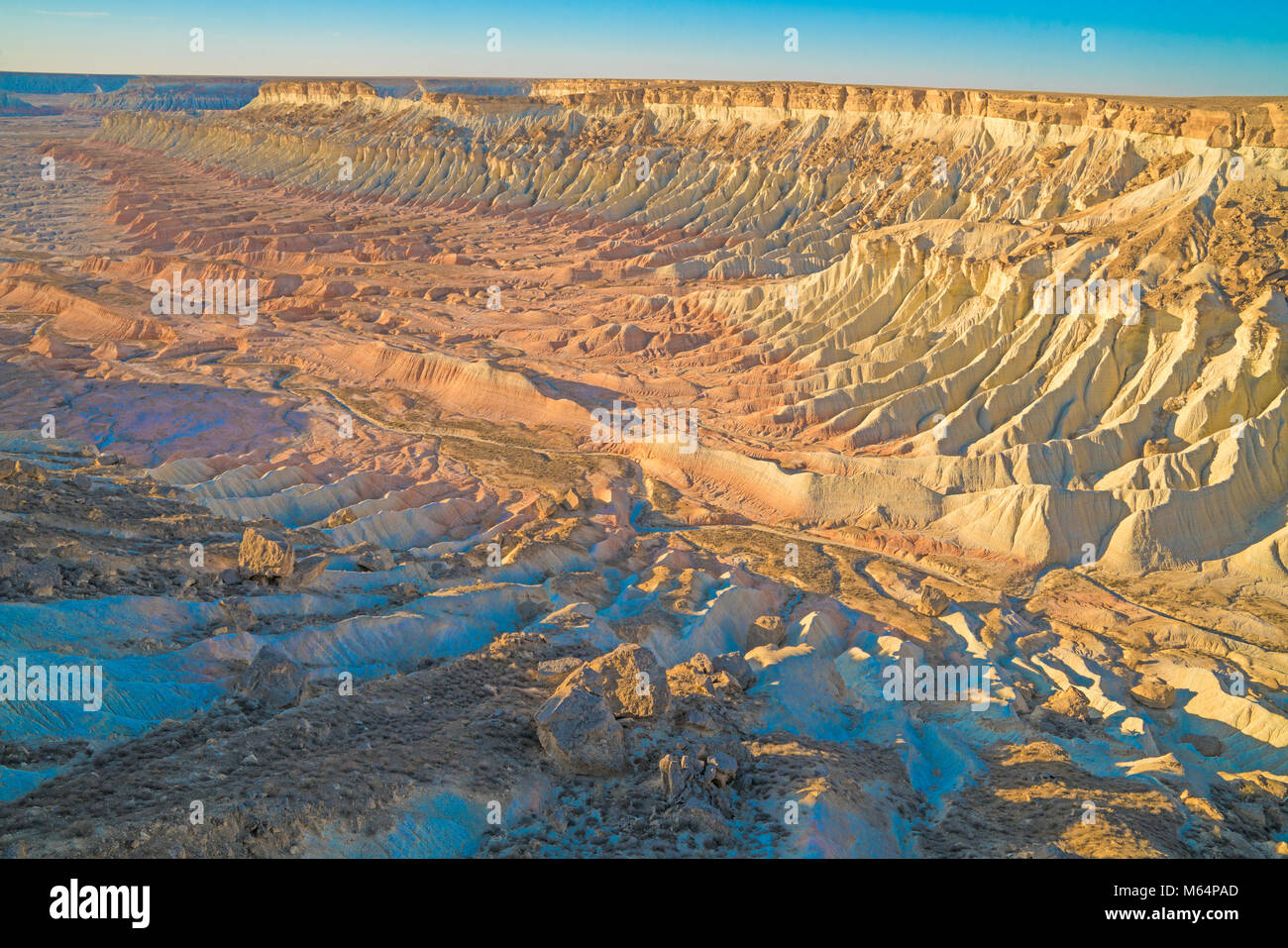 Yangikala Canyon, Turkmenistan Ust-Urt Plateau naer Caspian Sea Sunset ...