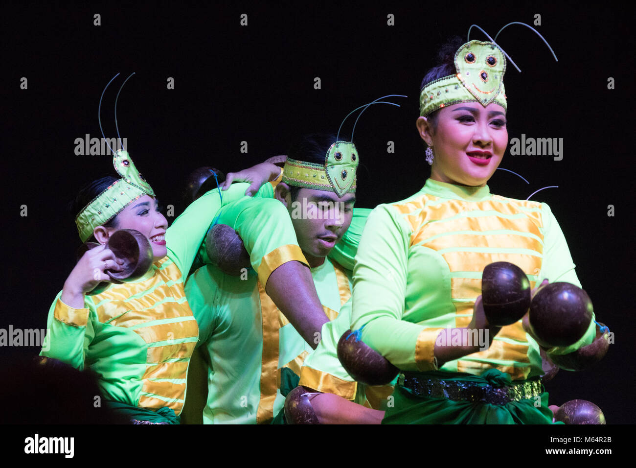 Cambodia dancing - traditional folk dancing, Phnom Penh, Cambodia, Asia ...