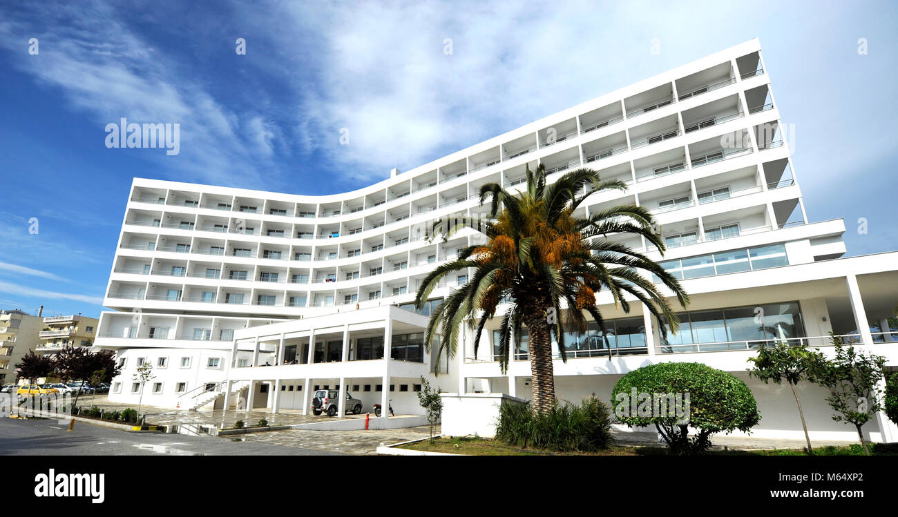 Low angle view on white hotel in Greece Stock Photo - Alamy