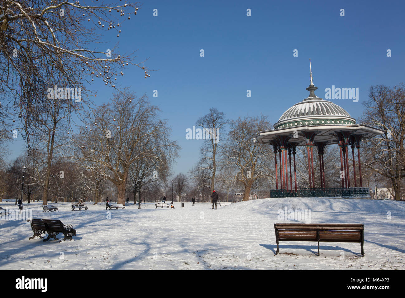 Clapham common snow hi-res stock photography and images - Alamy