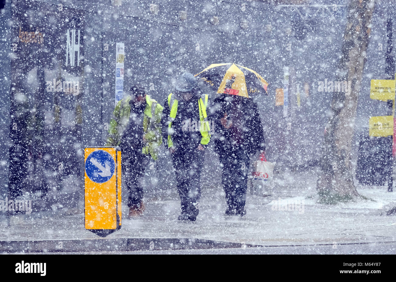Pic shows: Snow and freezing temperatures in North London today Great ...