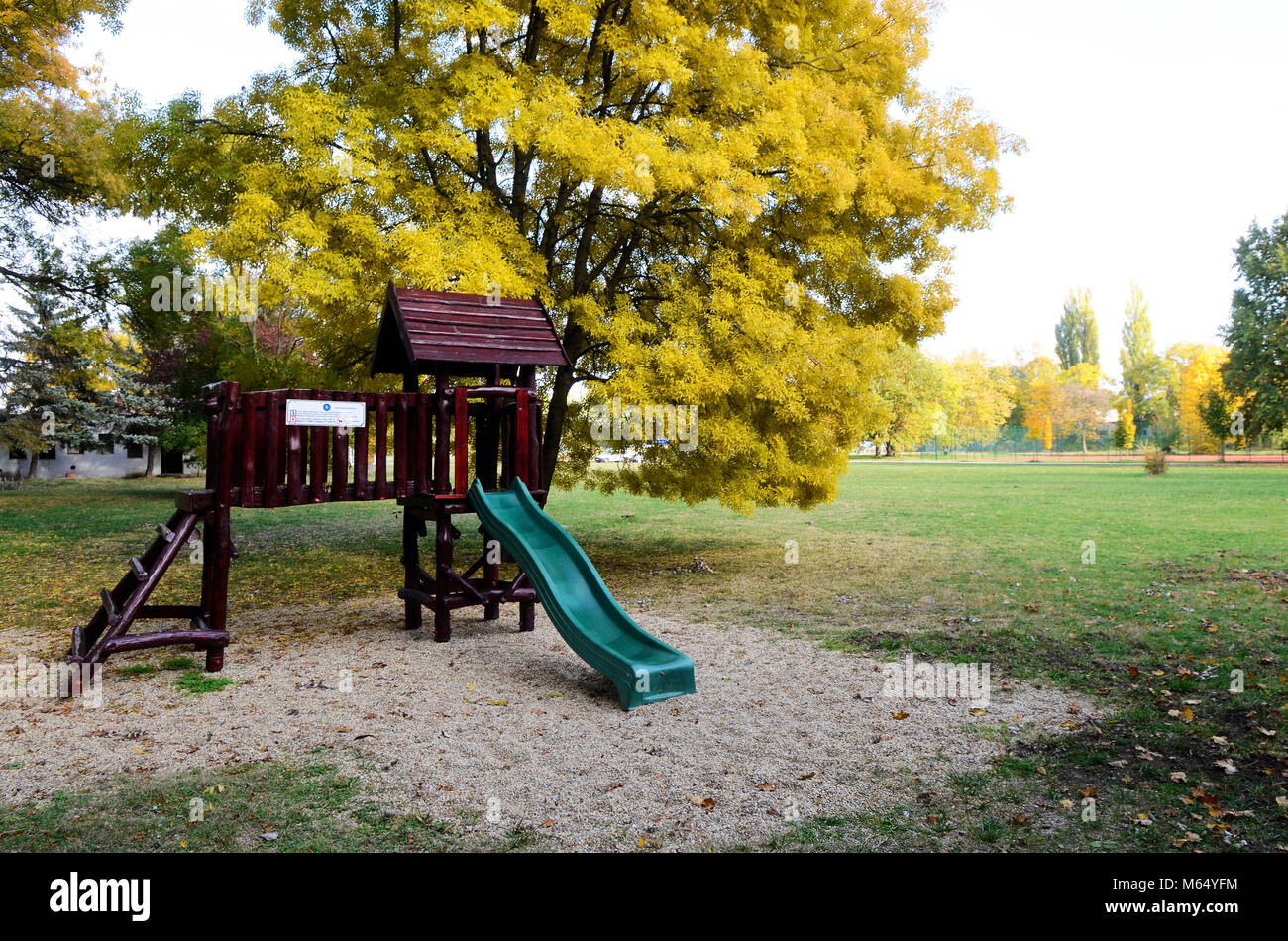 View on beautiful well maintained large park Stock Photo - Alamy