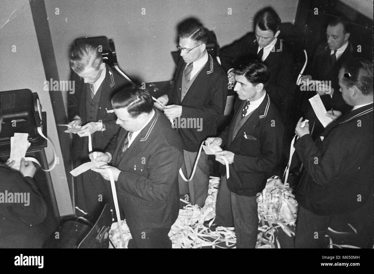 Stock Exchange Floor Traders New York High Resolution Stock Photography ...