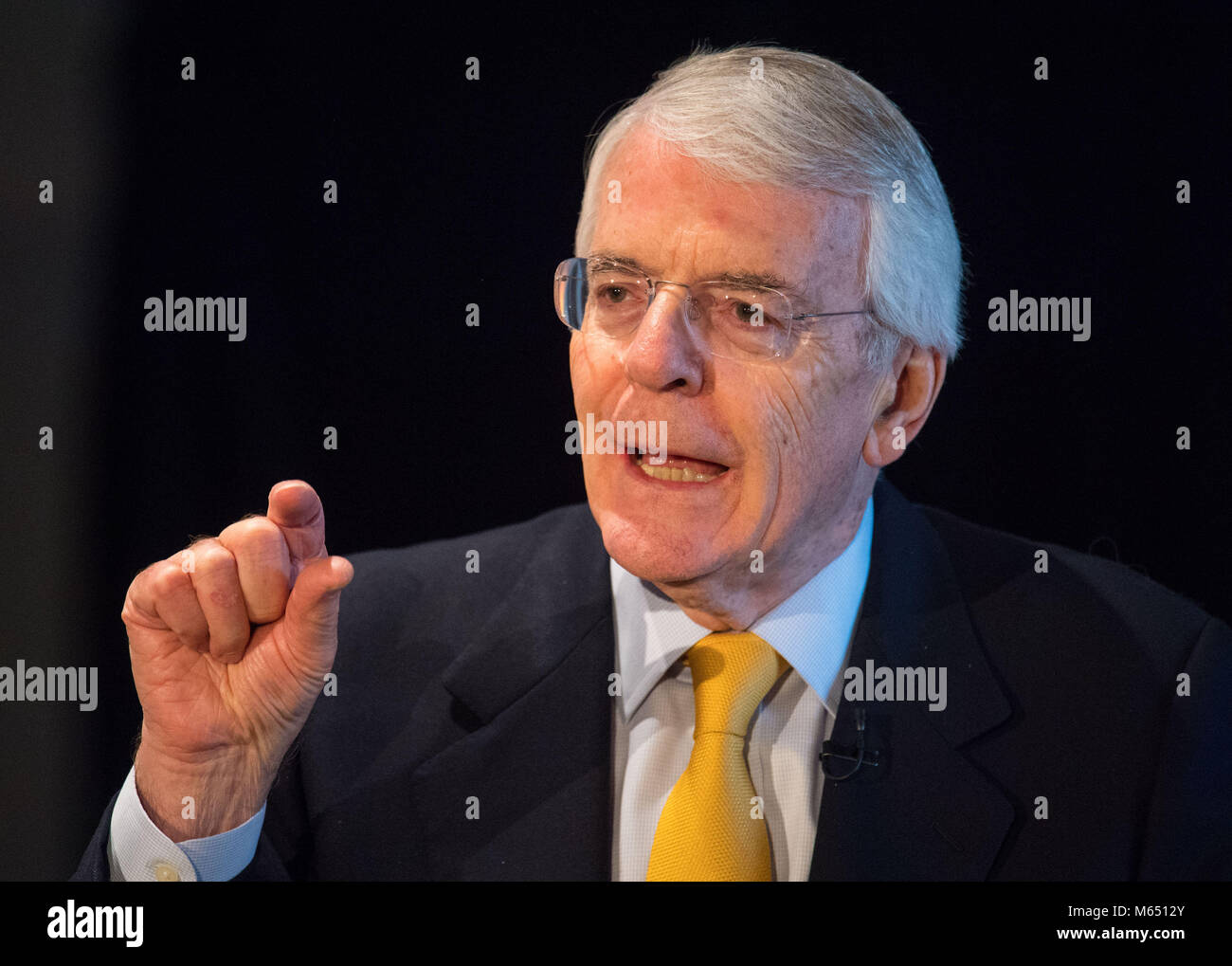 Somerset house embankment hi-res stock photography and images - Alamy