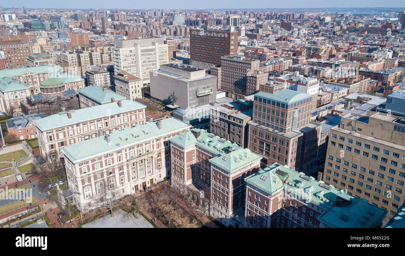 New york university school of law hi-res stock photography and images ...