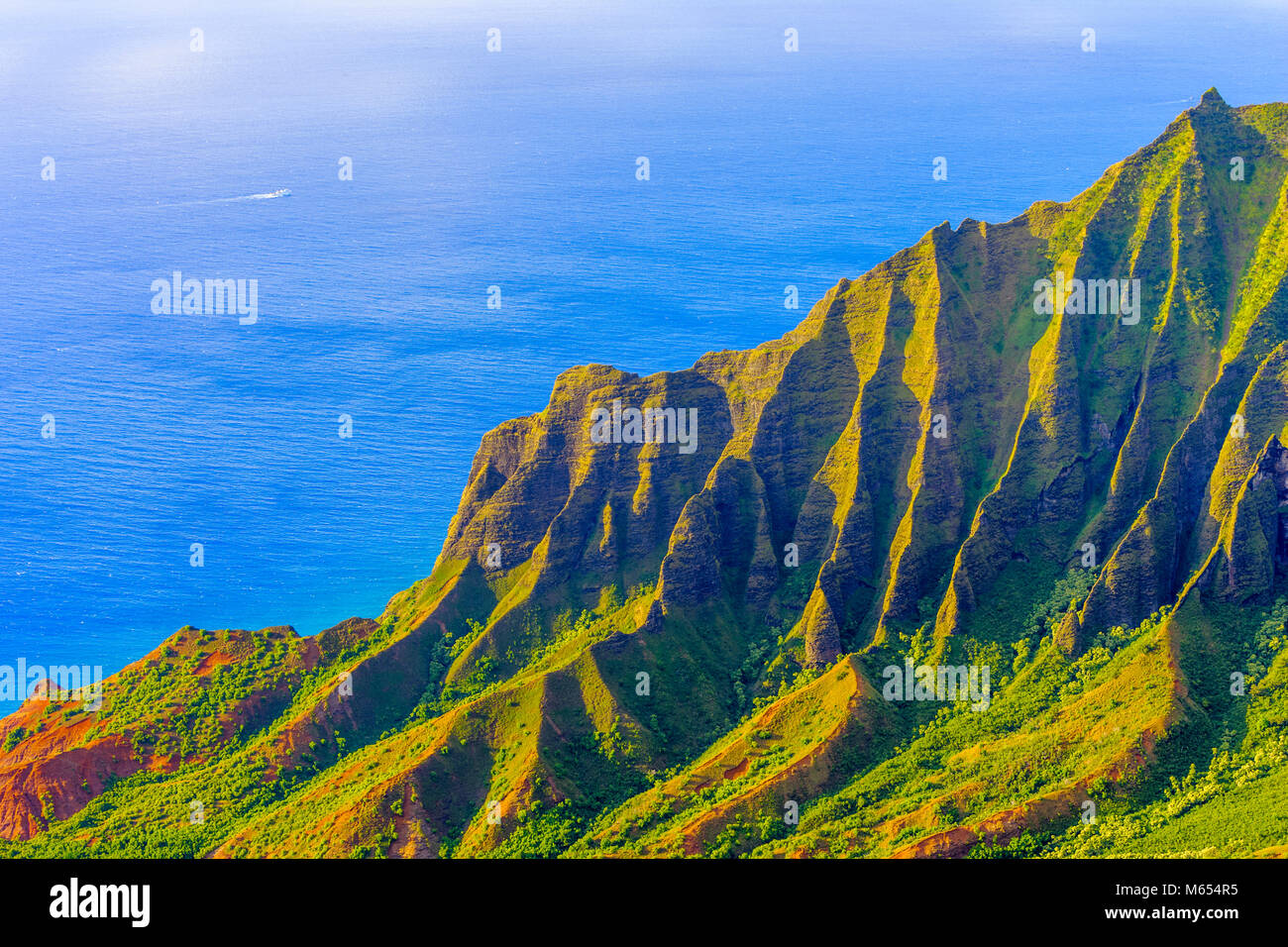 Na Pali coast on Hawaii Stock Photo - Alamy