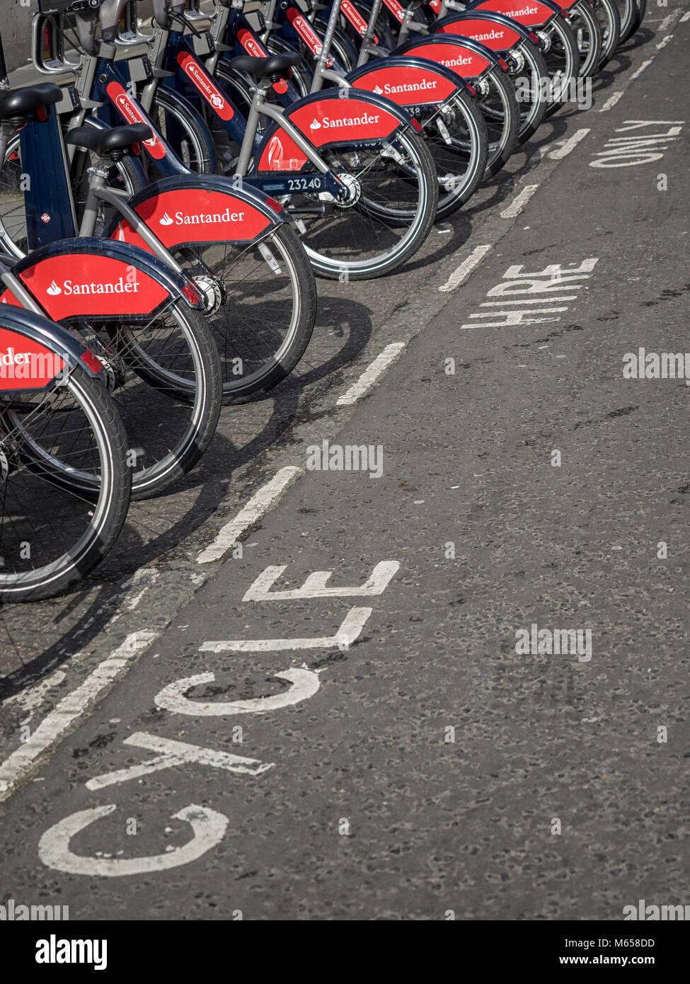 Santander bike docking station hi-res stock photography and images - Alamy