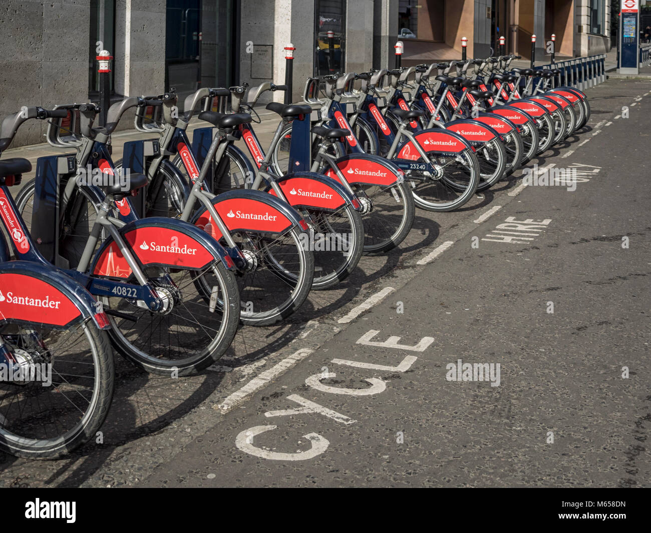 Santander bike docking station hi-res stock photography and images - Alamy