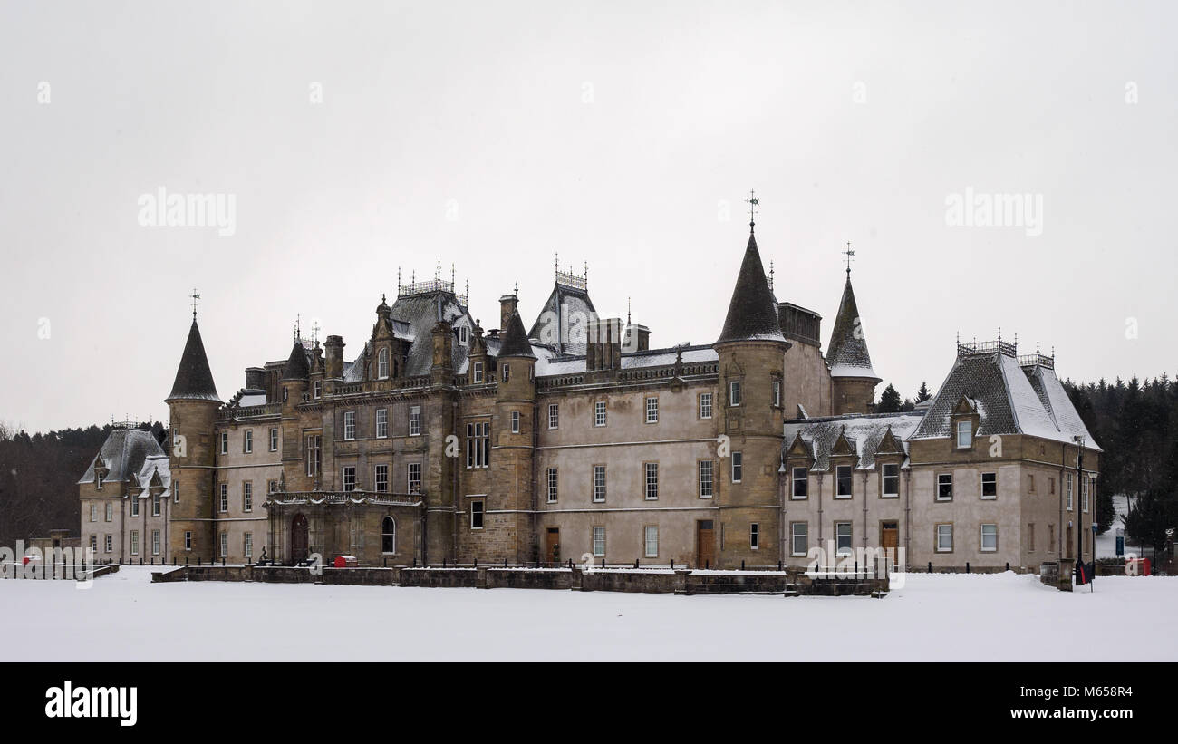 Callendar House, Falkirk in the snow Stock Photo - Alamy