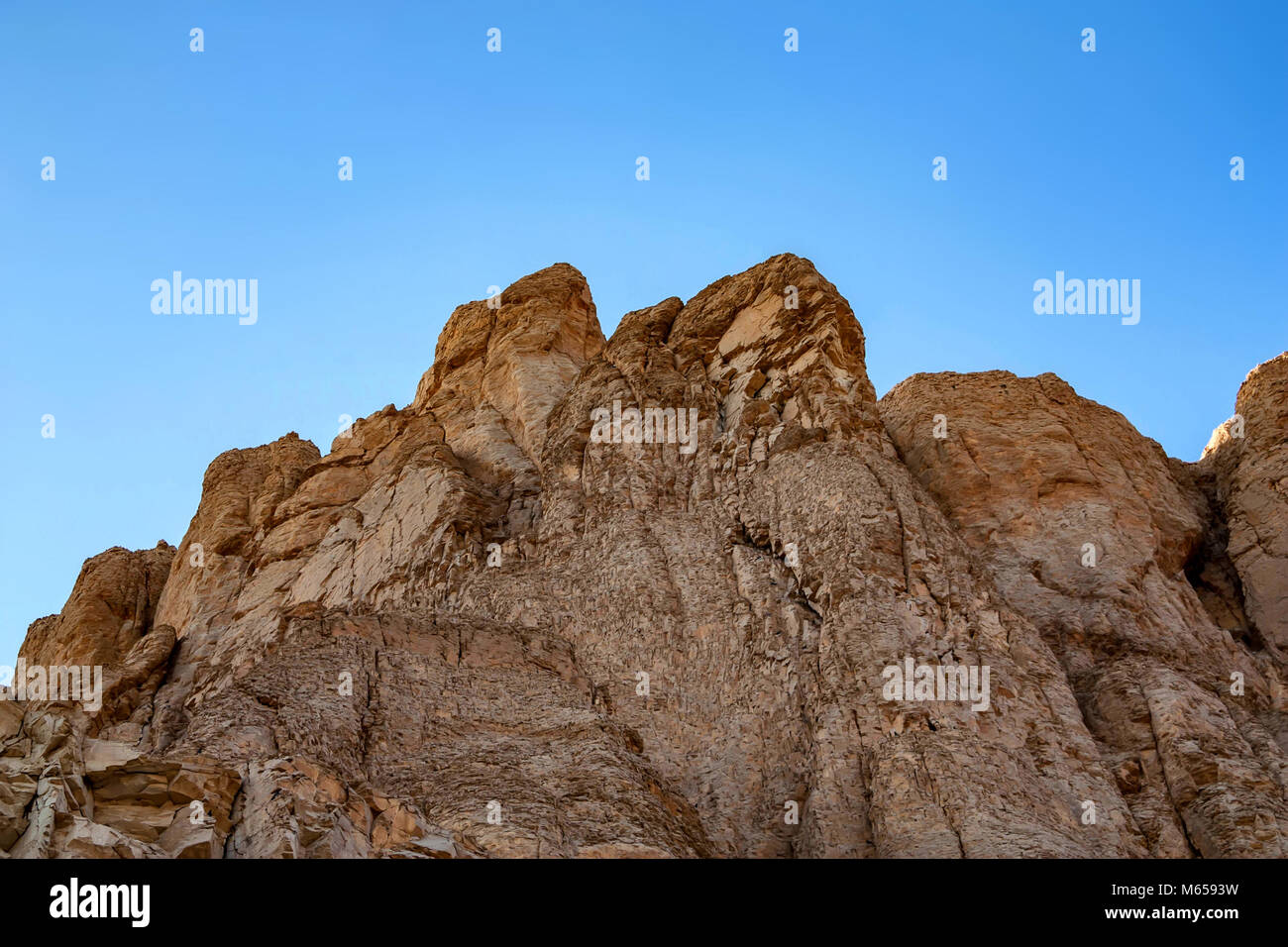 Limestone rock in Egypt Stock Photo - Alamy